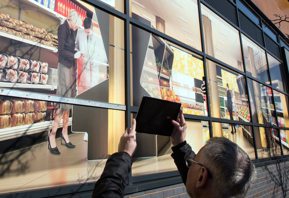 DIY: 2016 - Angela Bartram ‘Be Your Dog’ - LADA Live Art Development Agency